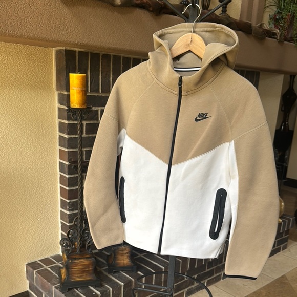 Nike | Jackets & Coats | Nike Tech Tan And White Boys Jacket | Poshmark